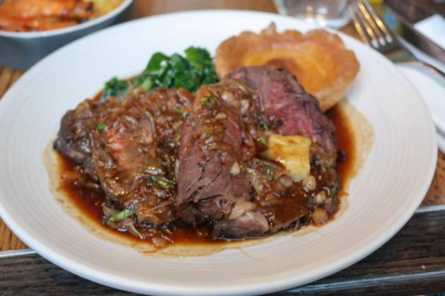 Sunday lunch at Bread Street Kitchen in St Pauls, London